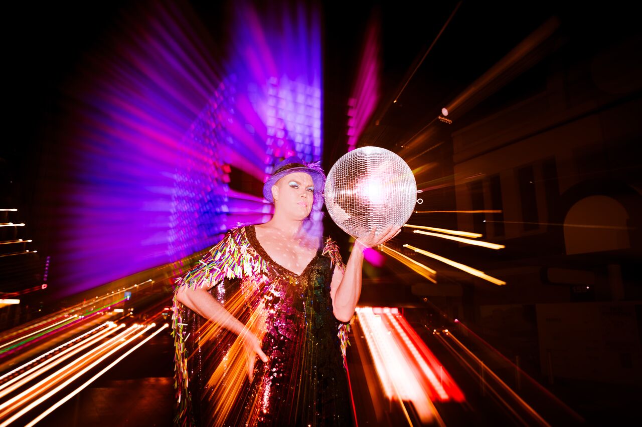 Radio Adelaide » hans